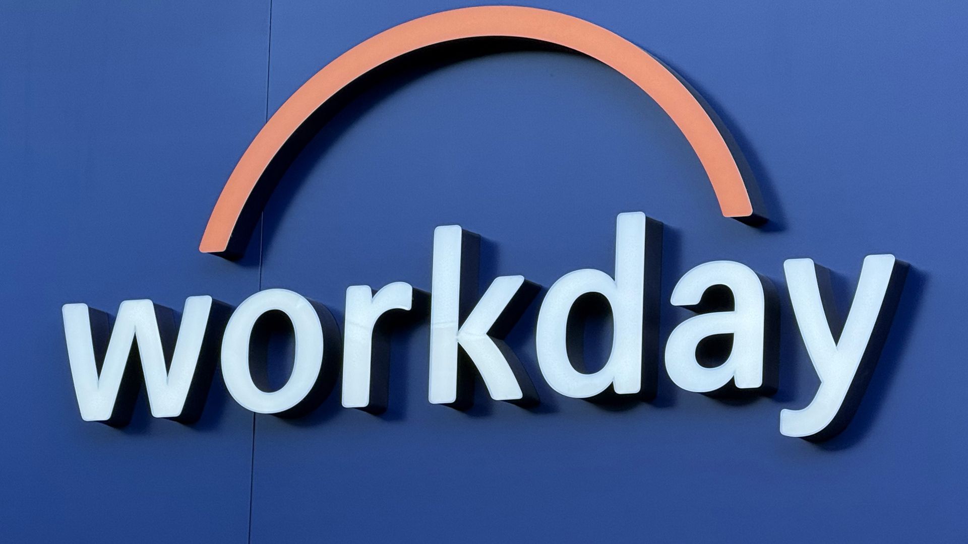 Workday snaps up AI-powered conversation recruitment platform, Paradox ...