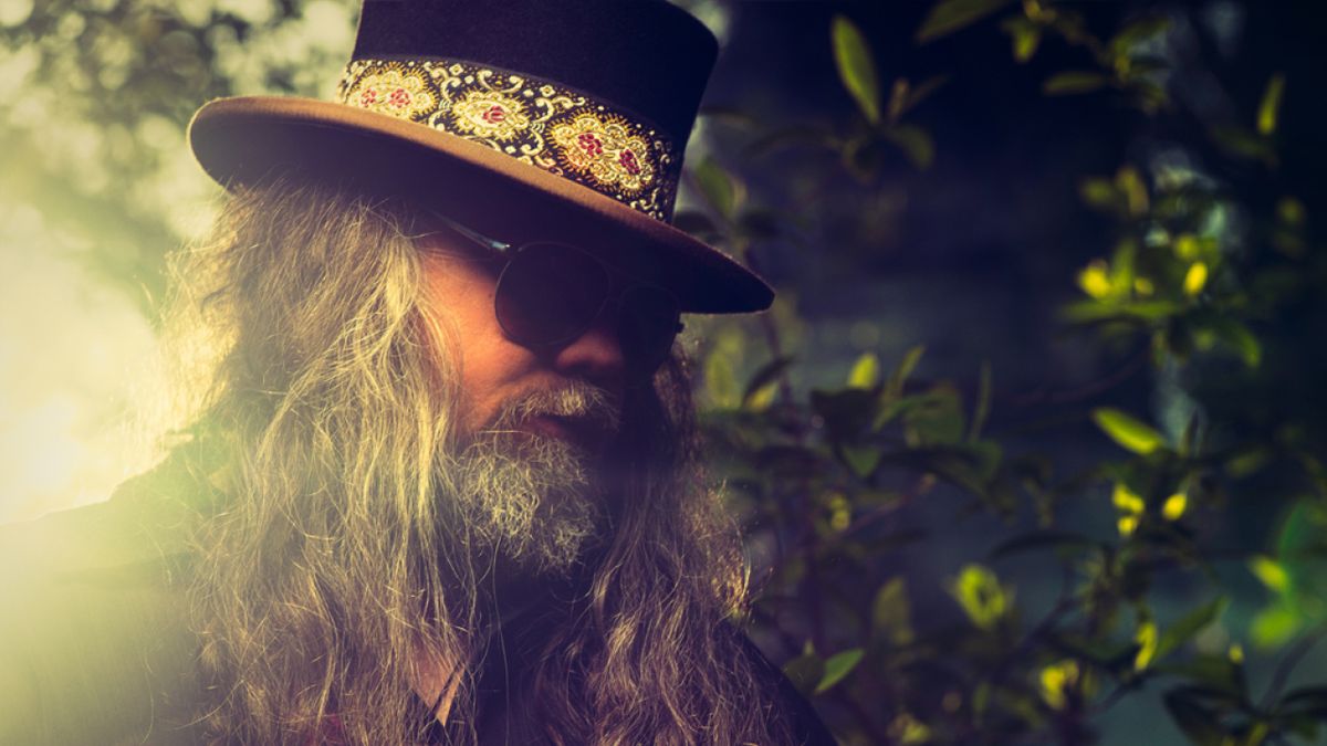 Shawn Smith: The Quiet American | Louder