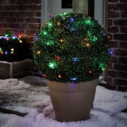 Don't miss Aldi Christmas inflatables in aisles today– not that you ...