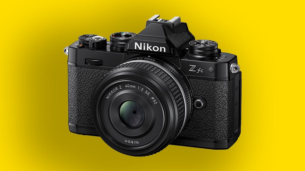 New Nikon Z fc black edition and retro 40mm f/2 Z prime lens announced ...