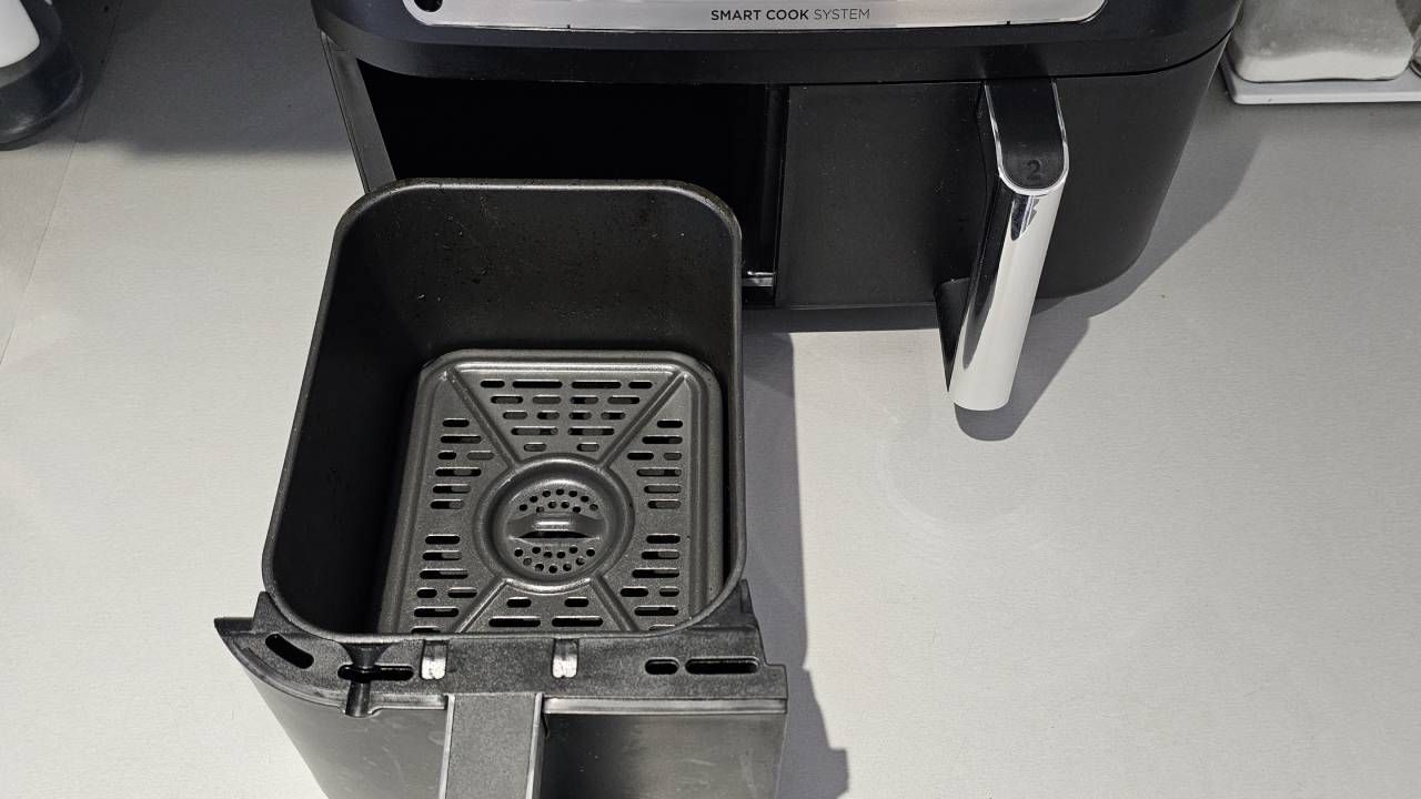 Ninja Foodi MAX Dual Zone Air Fryer AF451UK review | T3