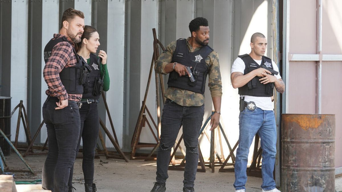 Why Is NBC Airing Reruns Of Chicago P.D. But Not Chicago Fire Or Med ...