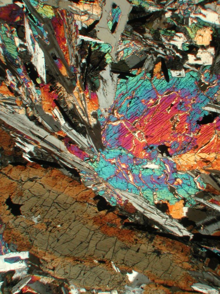 Moon Born in Giant Impact, Zinc Isotope Study Reveals | Space
