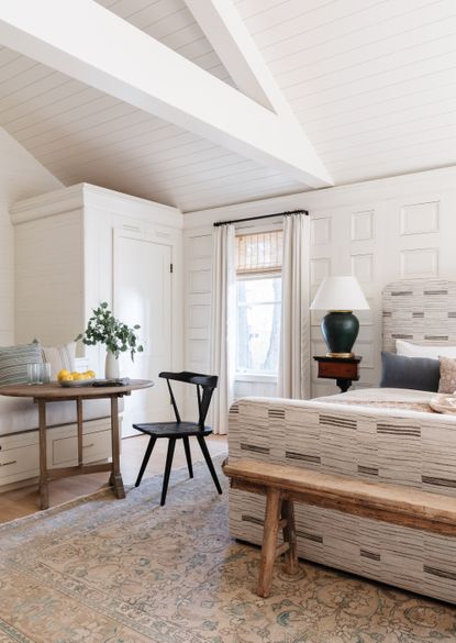 How To Stop a Small Room Feeling Claustrophobic | Livingetc