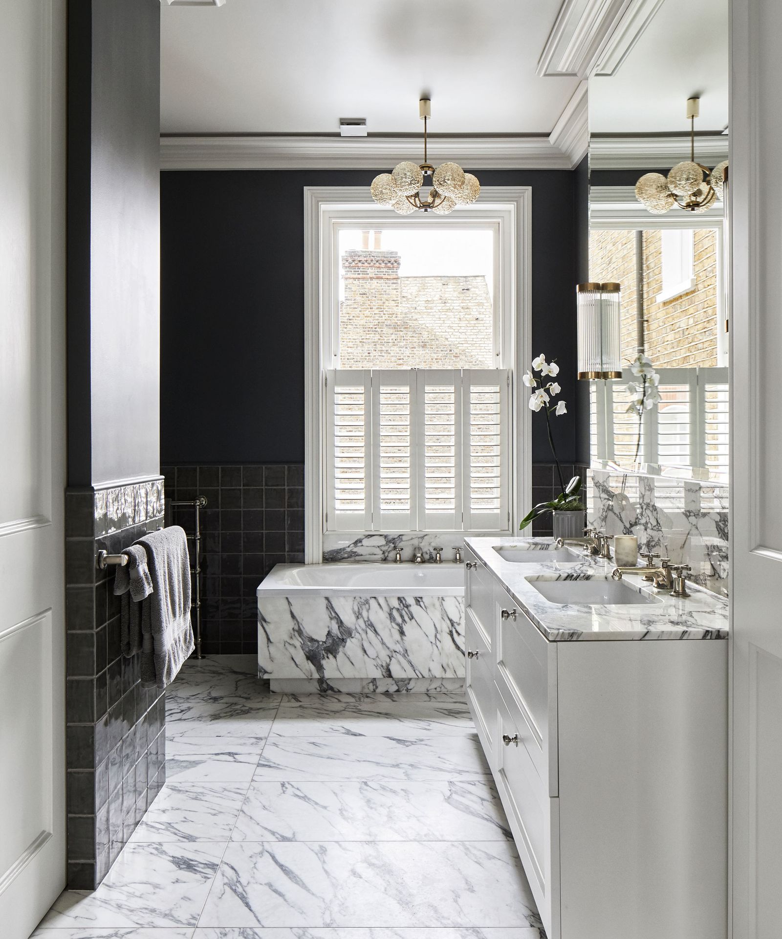 12 gray bathroom ideas: how to decorate with this popular neutral ...