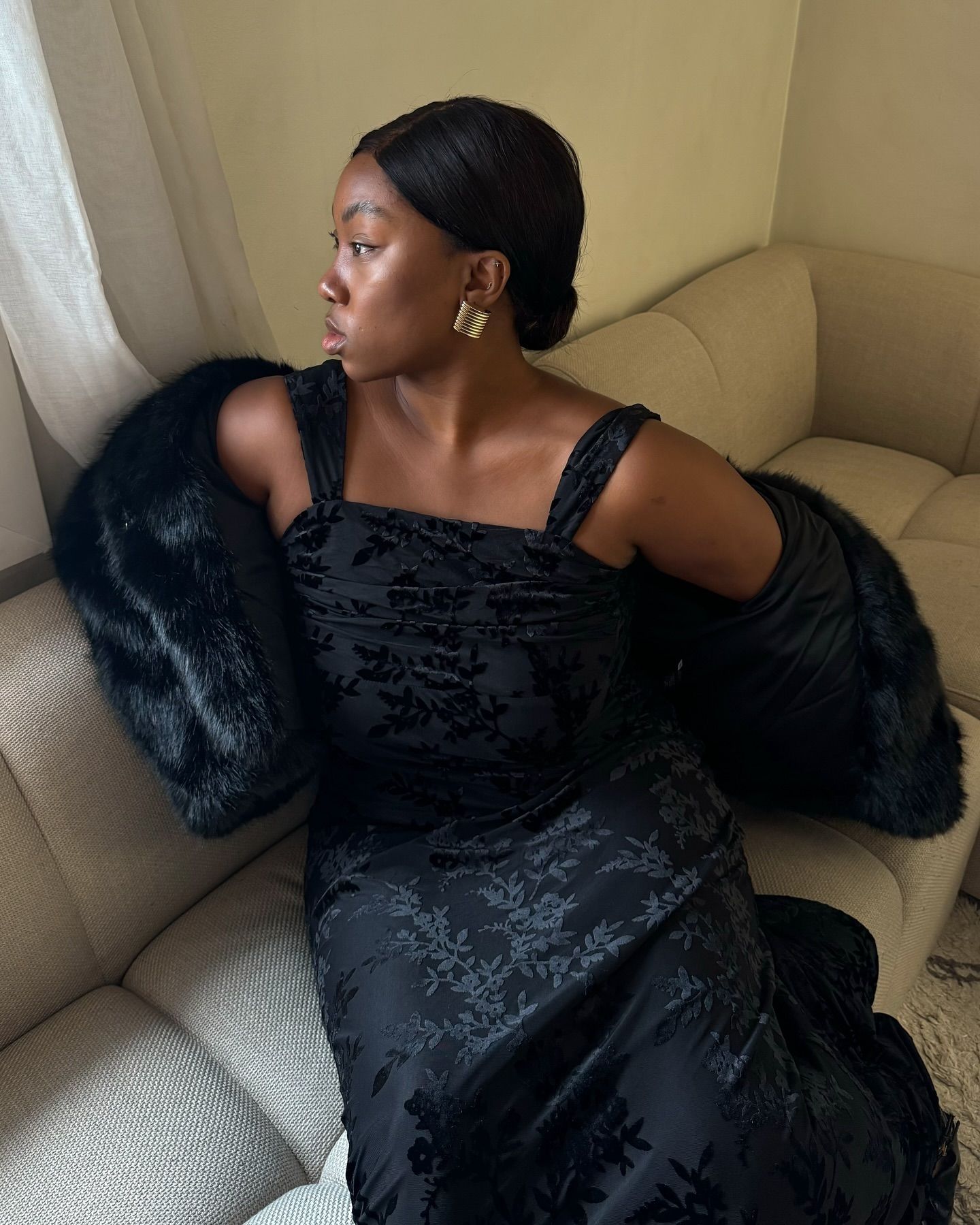 7 Elegant Party Outfits to Wear This December and Beyond, According to ...