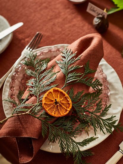 Christmas table decor ideas: 29 festive tablescapes