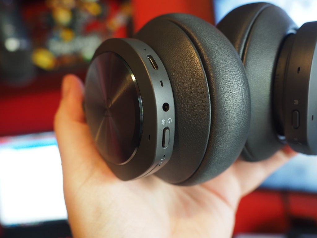 Bang & Olufsen Beoplay Portal Xbox headset review: Can a $500 headset ...