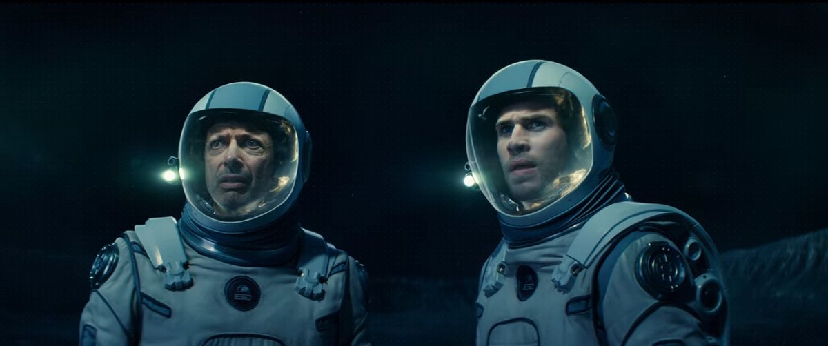 'Independence Day' Sequel: 1st Trailer Hints at Big, Bad Alien Things ...