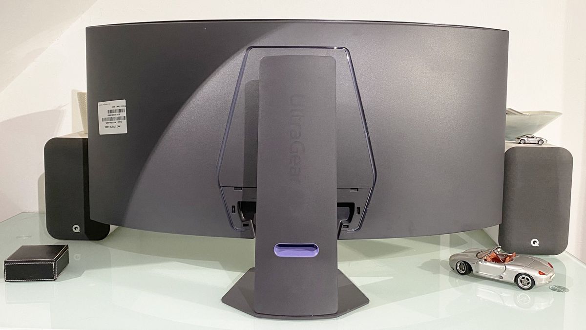 LG Ultragear 45GX950A | PC Gamer