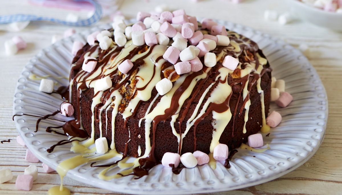 Rocky road cake | American Recipes | GoodtoKnow