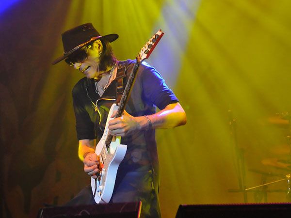 Steve Vai's 11 tips for guitarists | MusicRadar