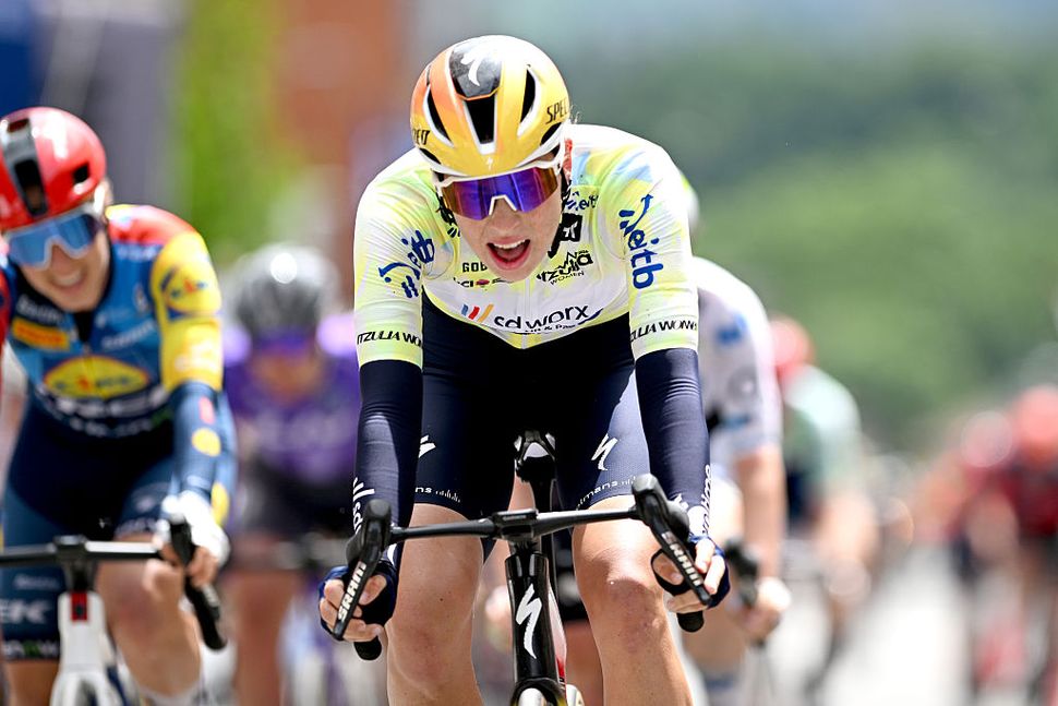 'You need to pick your battles' - Yellow jersey Mischa Bredewold holds ...