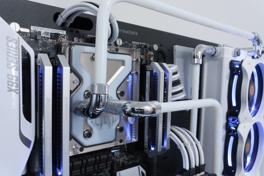 Build of the week: Triptyk Core P5 | PC Gamer