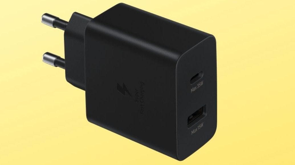 Samsung launches a 35W multi-device power adapter in India | TechRadar