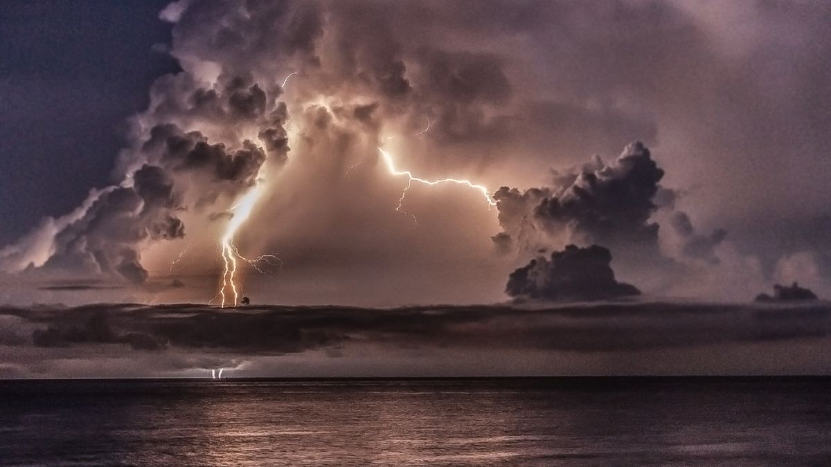How to photograph lightning like a pro | Digital Camera World