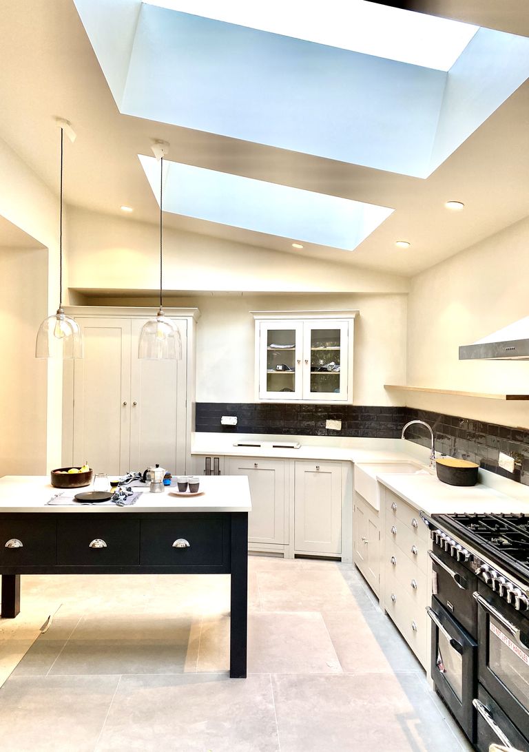 10 of the best eat in kitchen ideas for casual dining | Livingetc