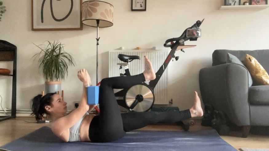 Forget weights — 5 ab exercises you can do with a yoga block to sculpt ...