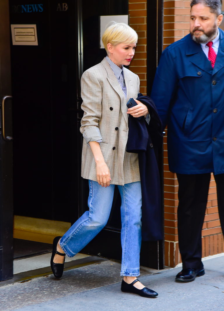 32 times celebrities wore ballet flats for an effortlessly chic look ...