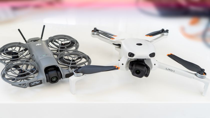 DJI Mavic 3 Pro review: can the three-eyed drone see all you need ...
