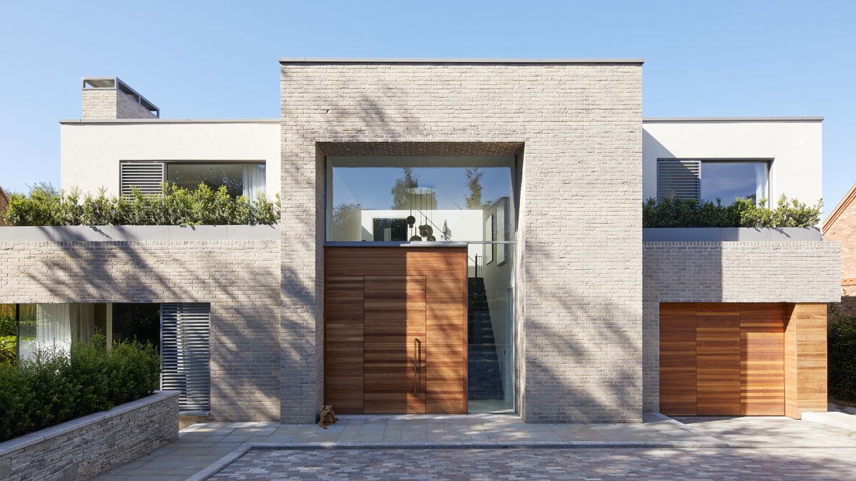 11 Front Door Ideas to Add Instant Kerb Appeal | Homebuilding