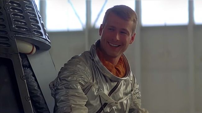 32 Famous Actors Who Played An Astronaut | Cinemablend