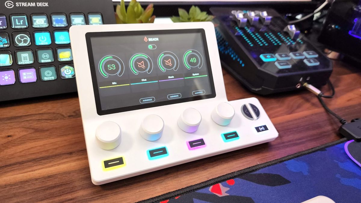 Beacn Mic and Mix Create Review: A one-two punch for content creators ...