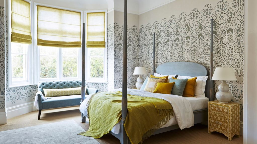 How to clean your room fast: 6 quick tips I rely on daily | Homes and ...