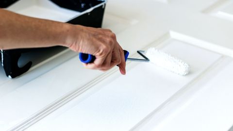 What is satin paint? When, why and where to use it | Homebuilding