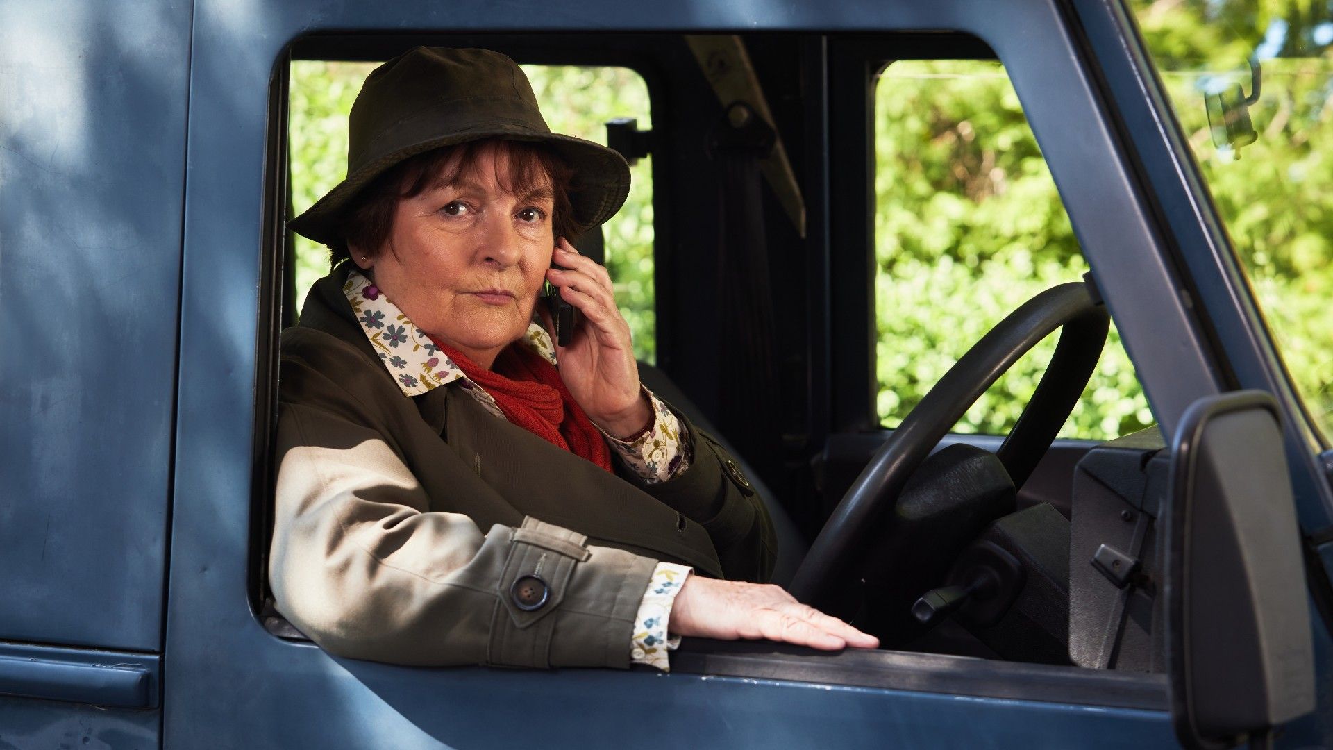 Why did David Leon leave Vera and is he returning in S13? | Woman & Home