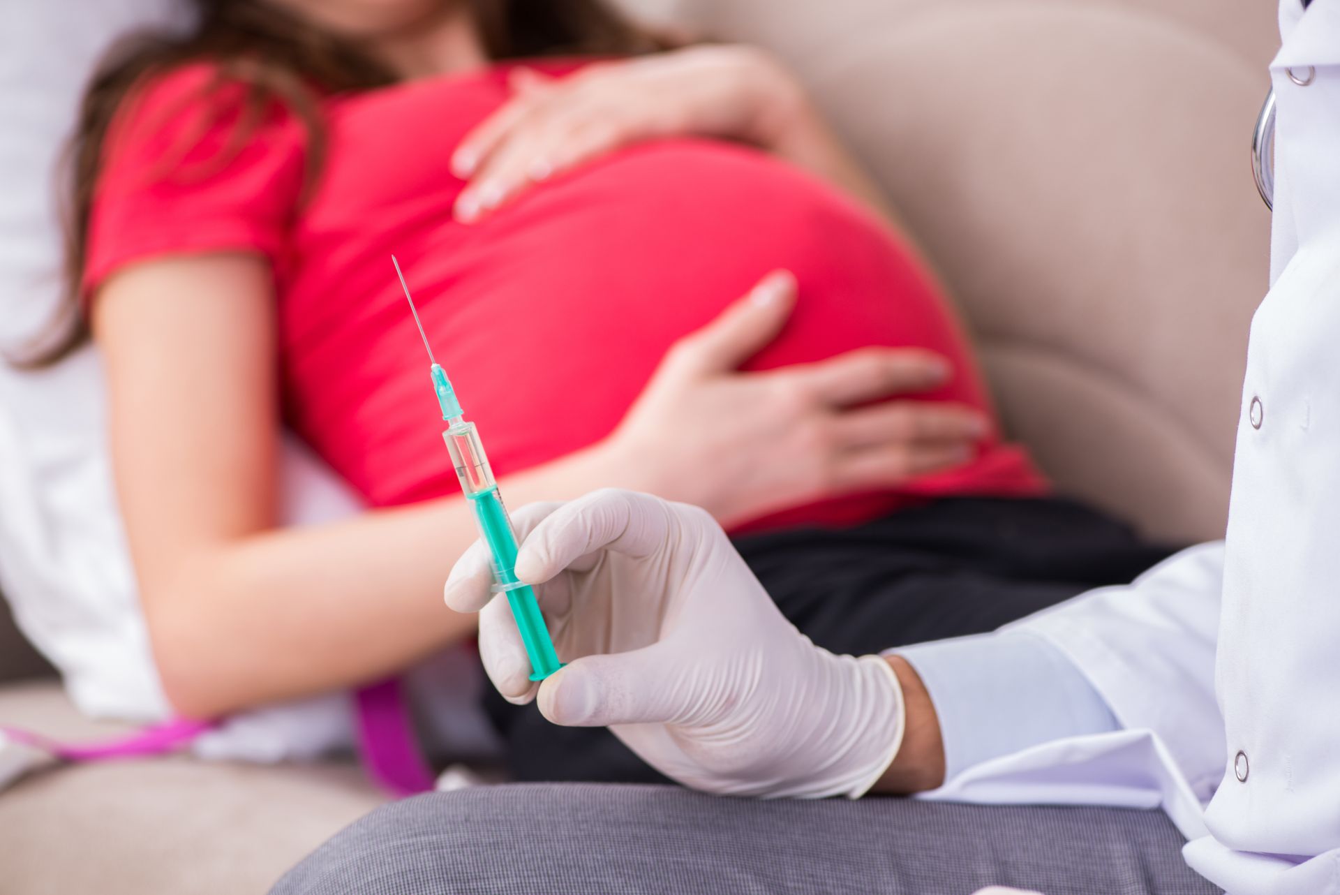 Pregnant Women Who Get a Flu Shot Protect Their Babies, Too | Live Science
