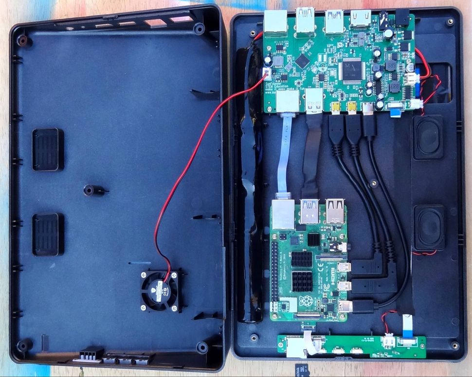 RasPad 3 Review: Raspberry Pi 4 Powered Tablet | Tom's Hardware