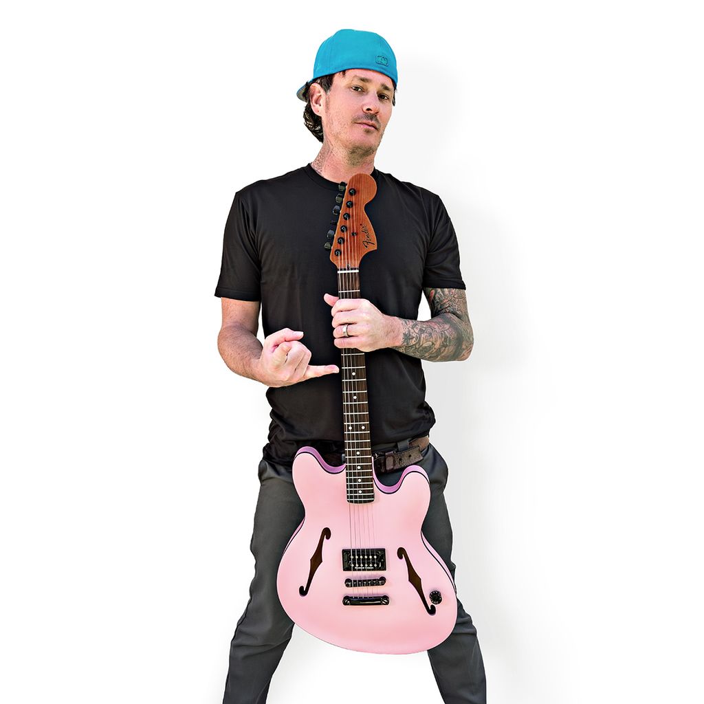 The Tom DeLonge Starcaster gives Fender’s unpopular guitar a new lease ...