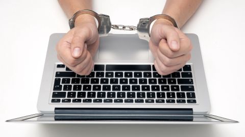US judge sentences Scattered Spider member sentenced to 10 years in ...