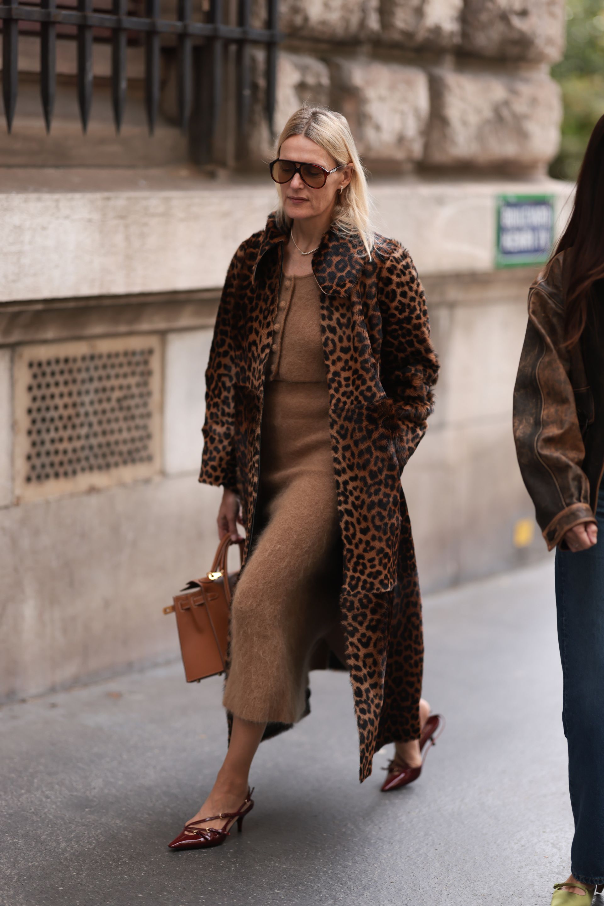 10 Maximalist Leopard Print Trend Outfits That Appeal to Minimalists ...