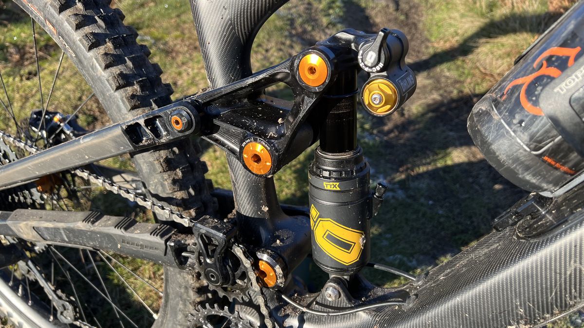 Hope HB.916 Enduro review – a trail-soothing high-pivot enduro racer ...