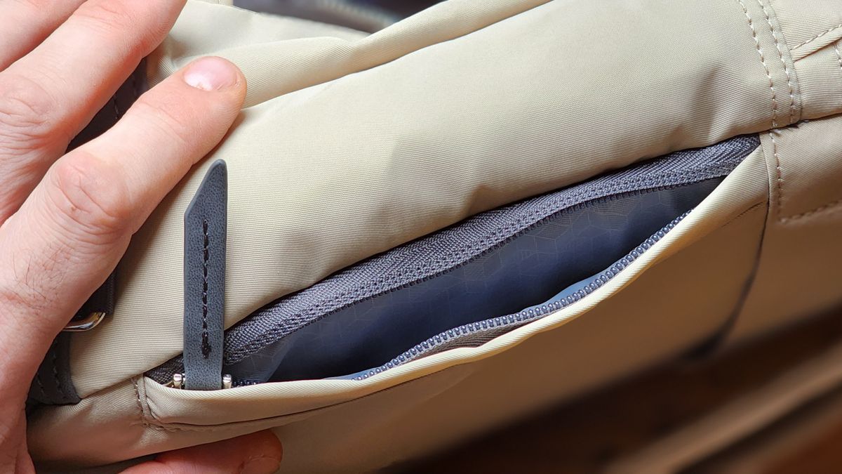 Targus 15-inch Newport Backpack review | Laptop Mag