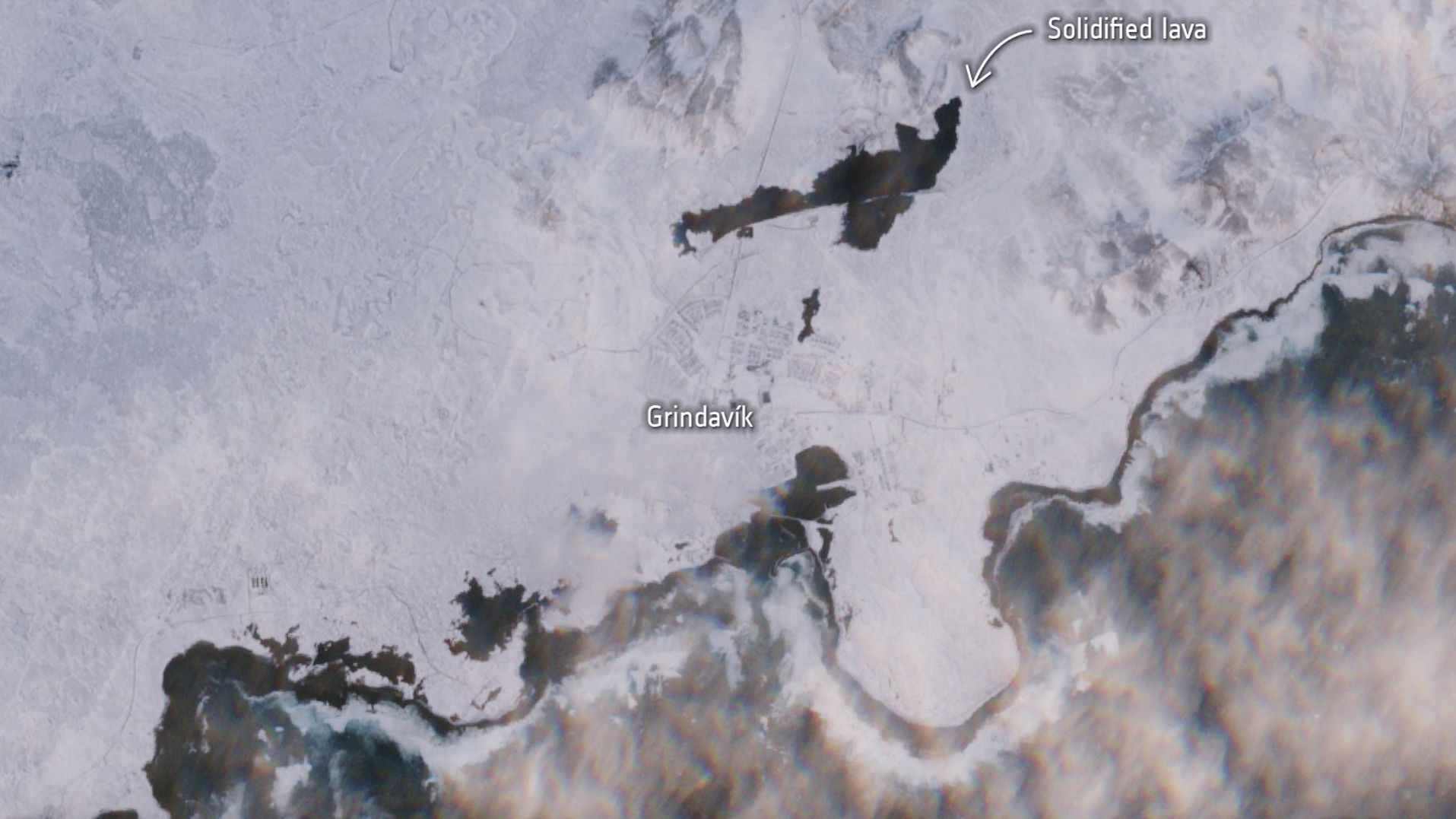Lava from Iceland volcano spied from space (satellite photo) | Space