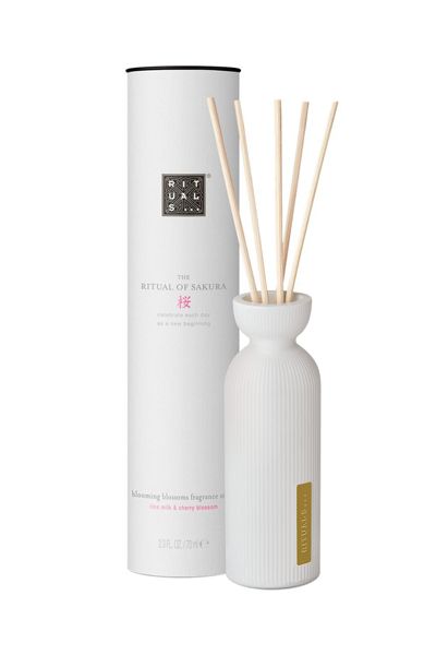 These are the 9 best reed diffusers I'd recommend | Ideal Home