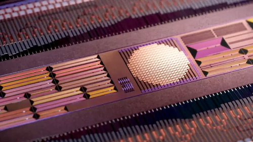 Light-powered computer chip can train AI much faster than components ...