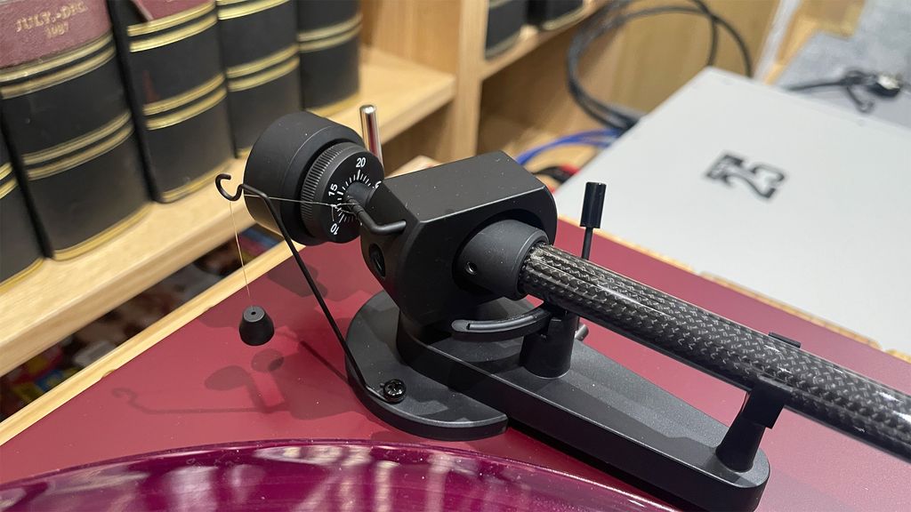 Pro-Ject Debut Evo 2 review: an appealing turntable in looks and sound ...