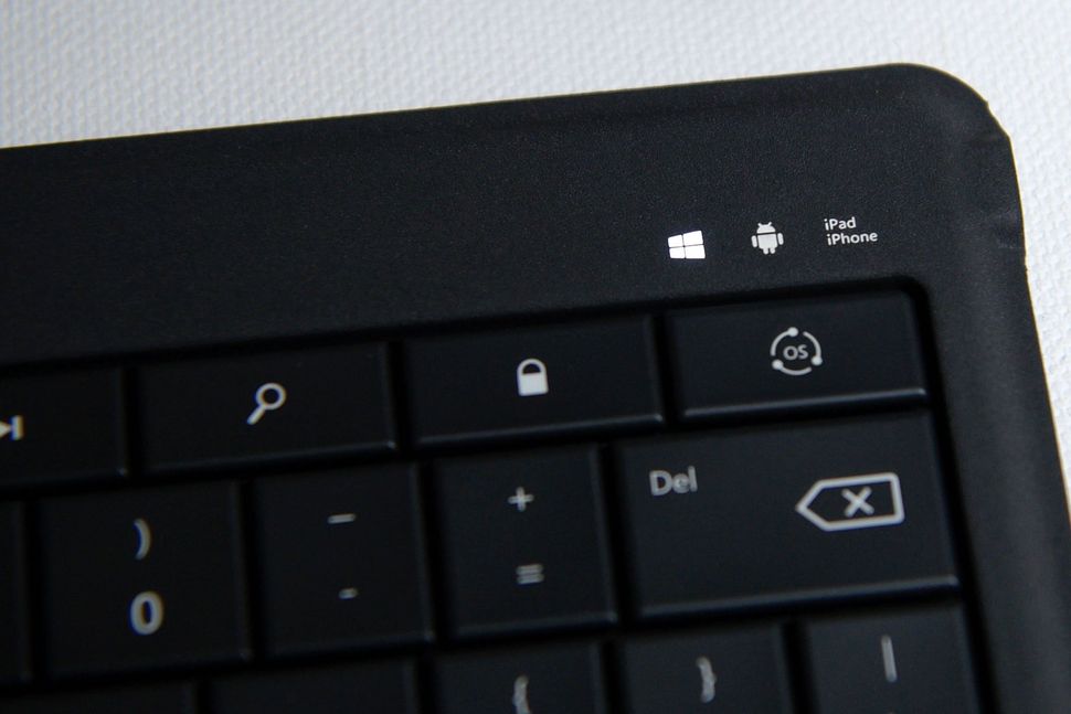 Microsoft Universal Foldable Keyboard Review | Windows Central