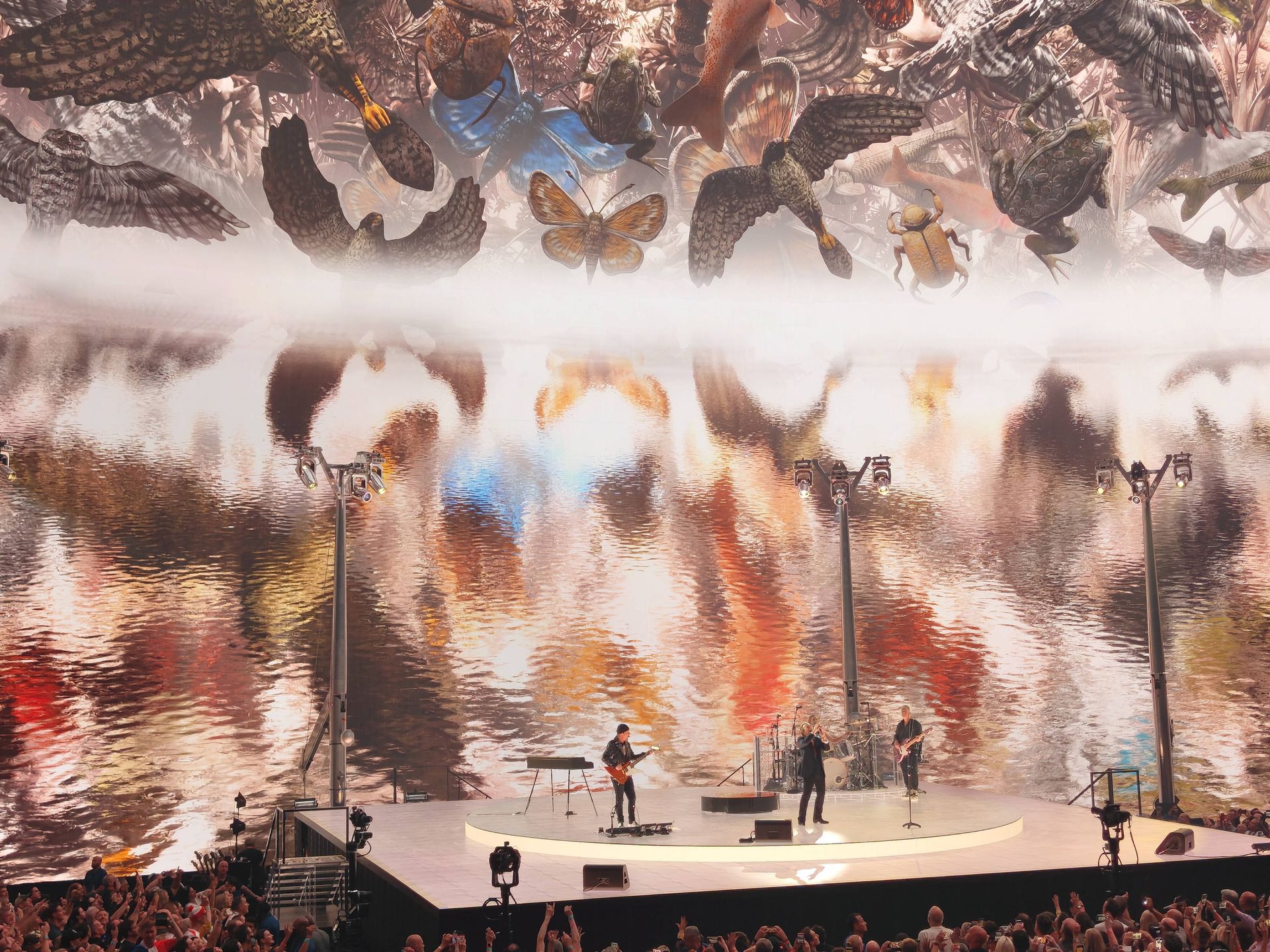 U2 in Las Vegas review: a monumental sonic and visual spectacle ...