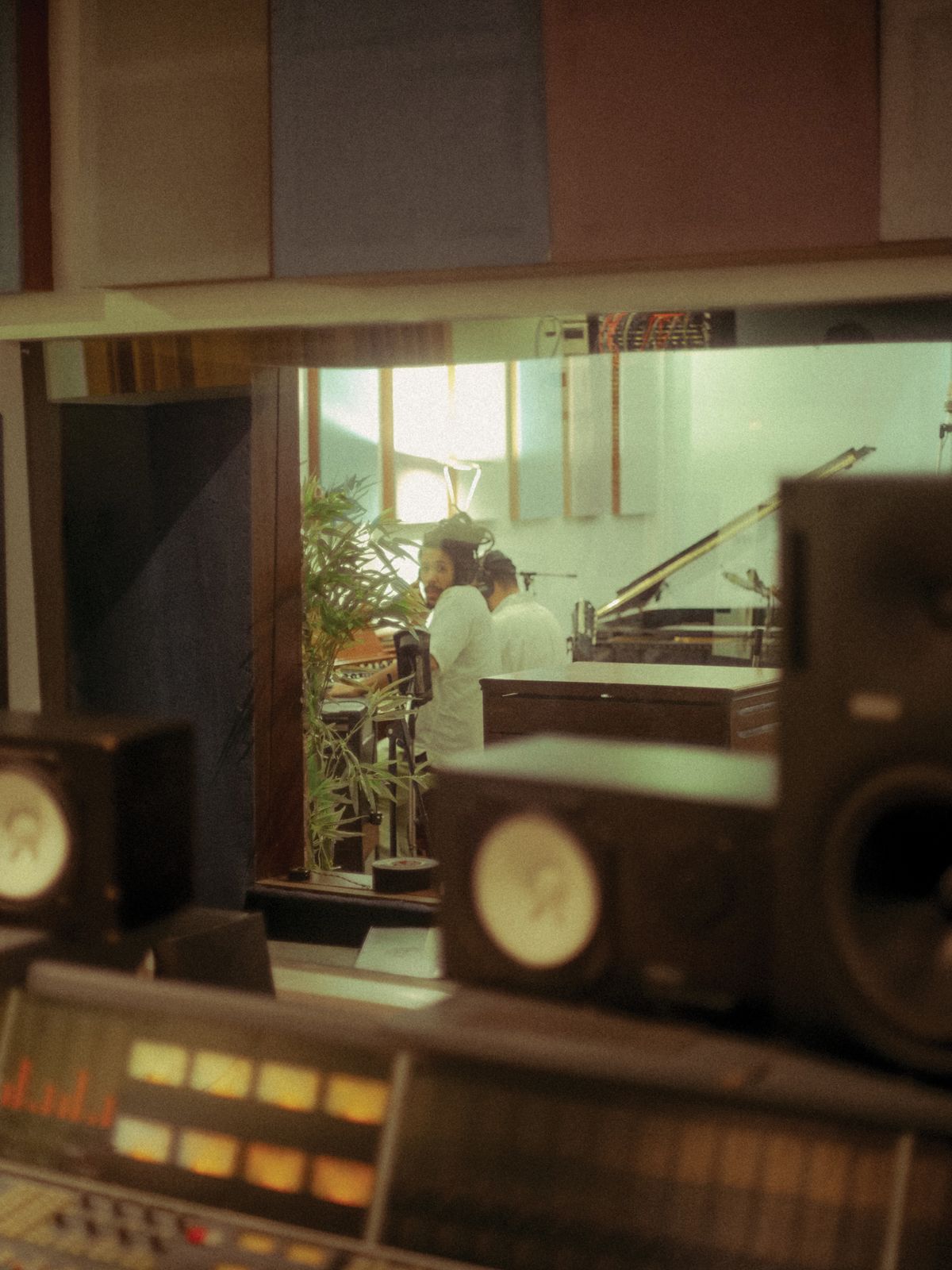 Ash Walker: "Some people say they never put reverb on bass, but they ...