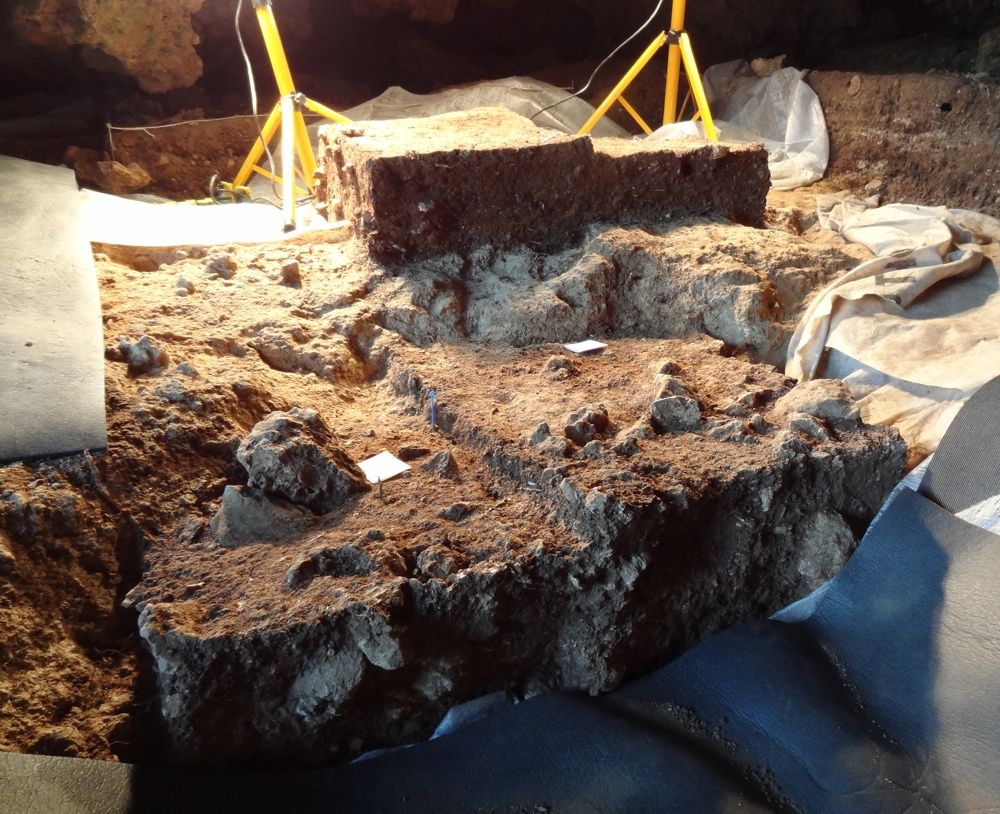 In photos: Neanderthal burials uncovered | Live Science