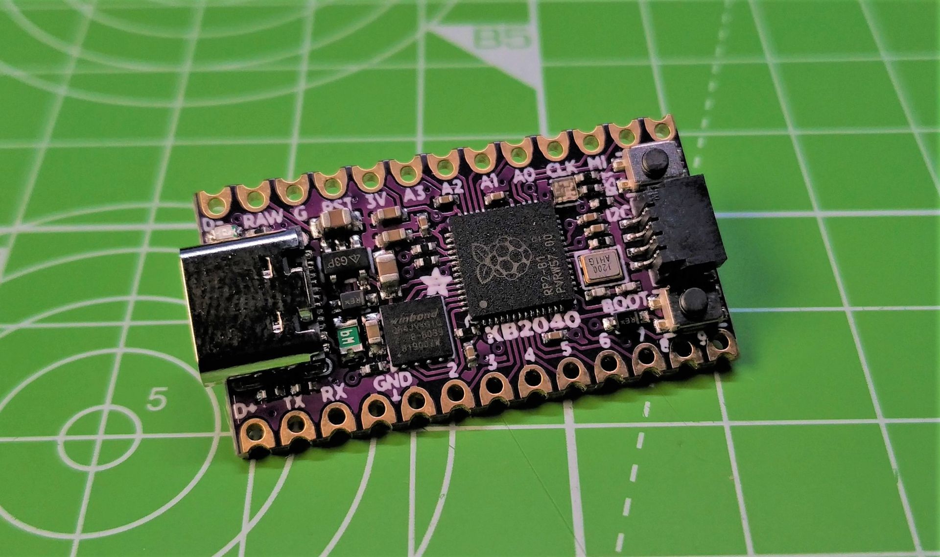 Adafruit KB2040 Review: Custom Keyboard Creator | Tom's Hardware