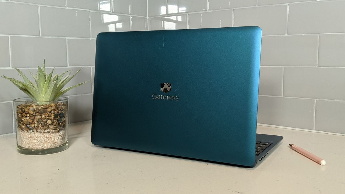 Gateway 14.1-inch Ultra Slim Notebook review | Laptop Mag