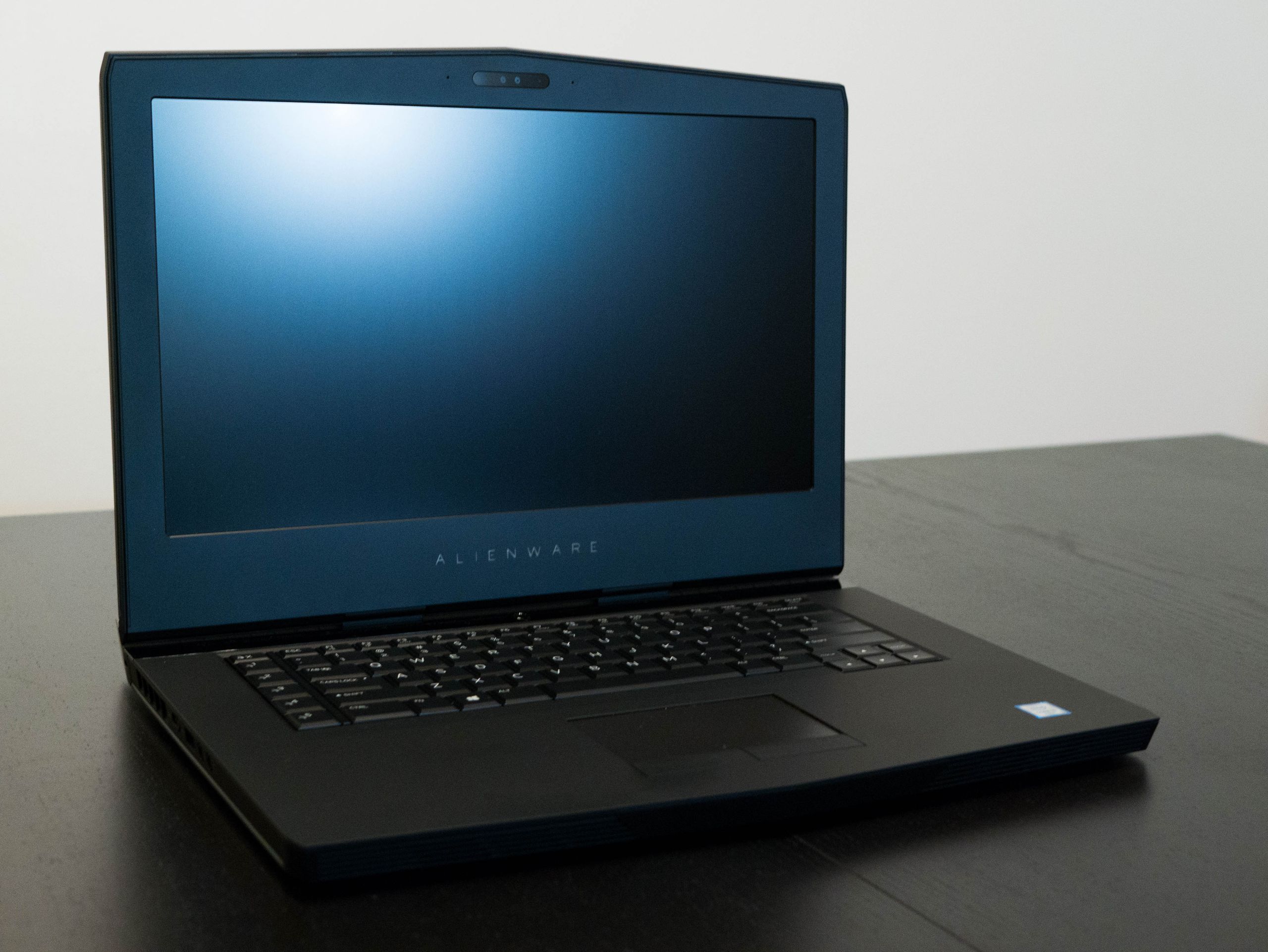 Alienware 15 R3 Review - Tom's Hardware | Tom's Hardware