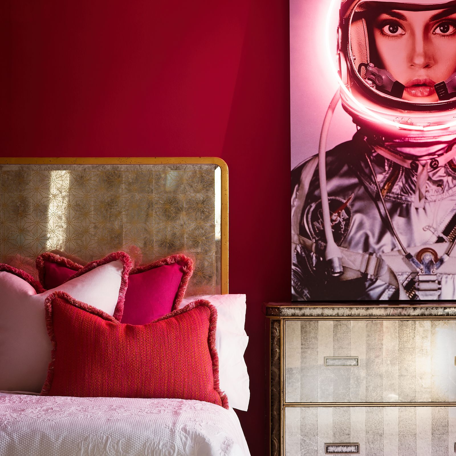 Red bedroom ideas: 11 ways to use a red color scheme in the bedroom ...