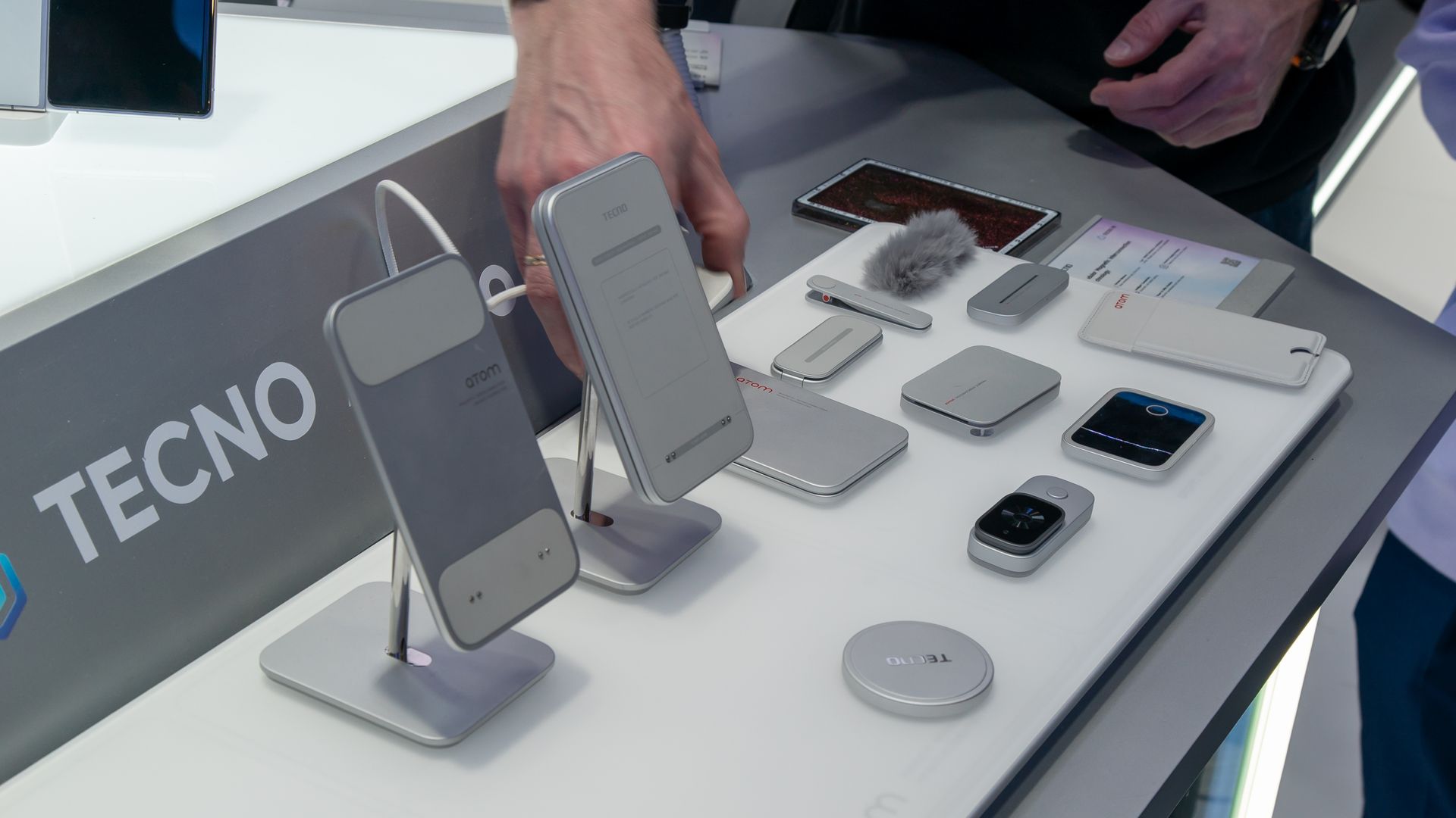 Tecno's Modular Phone concept actually looks really cool and takes me ...